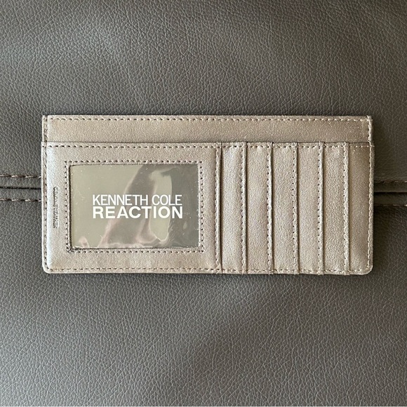 Kenneth Cole Reaction | Bags | New Kenneth Cole Reaction Metallic ...